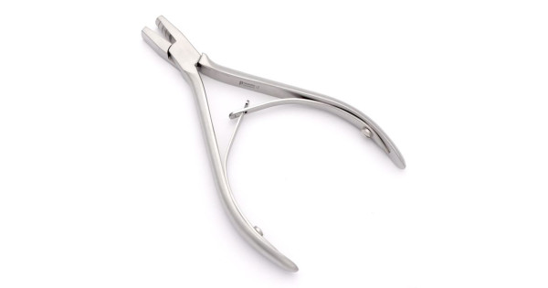 De La Rosa Plier-1 With Grooves | New Med Instruments