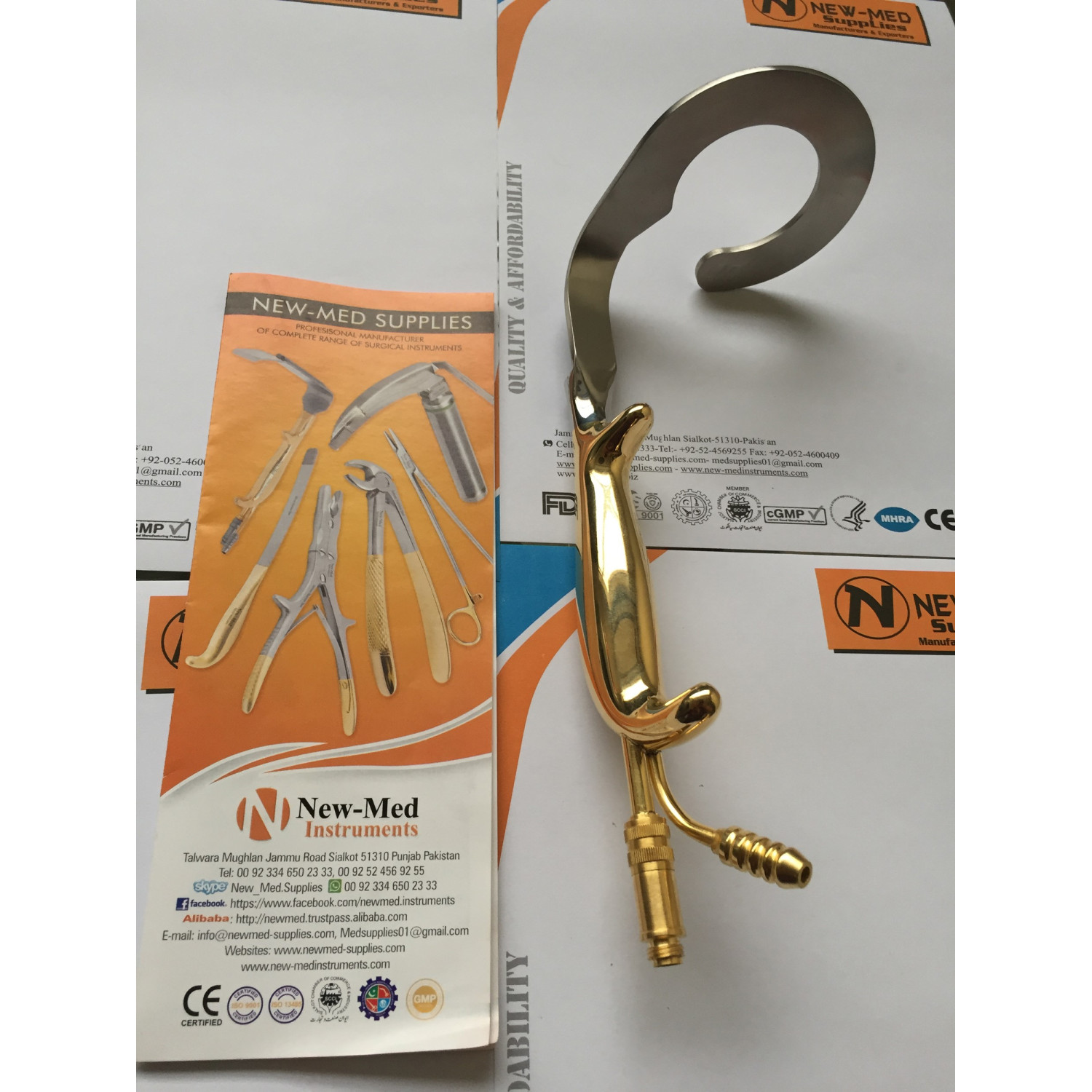 Ring Breast Retractor | New Med Instruments